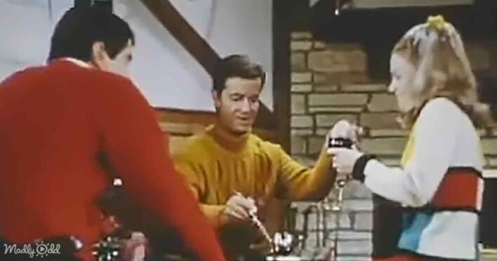 Hot Dr. Pepper was an unforgettable winter drink of the 1960s – Madly Odd!