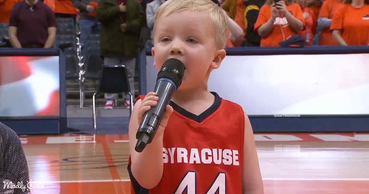 Unbelievable 3-year-old National Anthem singer