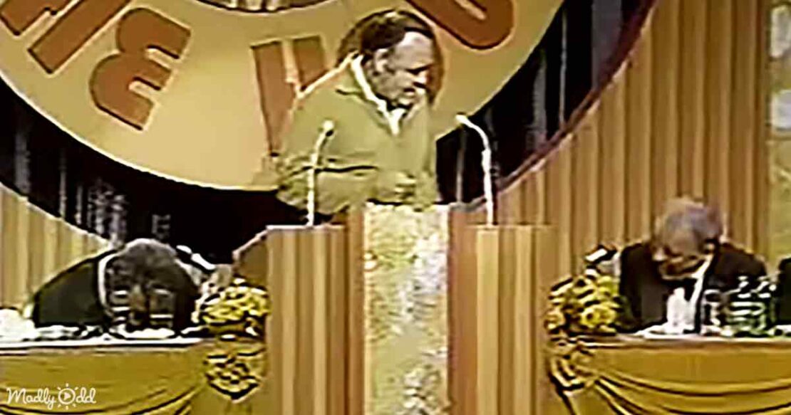 Jonathan Winters improvises a hilarious roast of Frank Sinatra – Madly Odd!