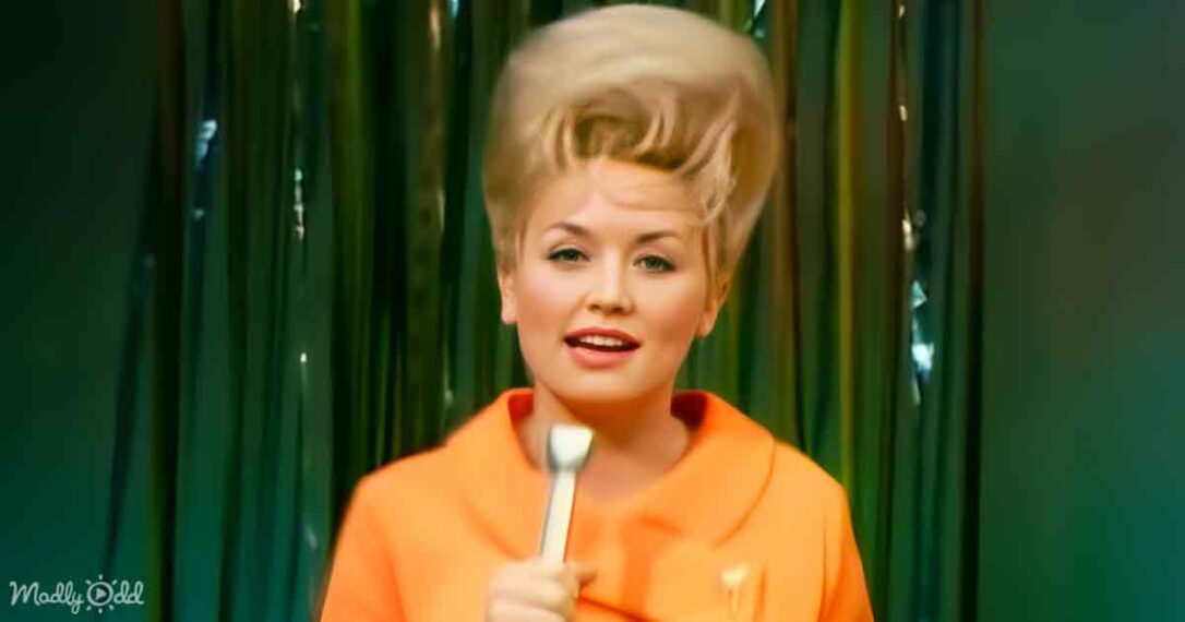 The Ultimate Dolly Parton Playlist: Her Greatest Hits and Videos ...