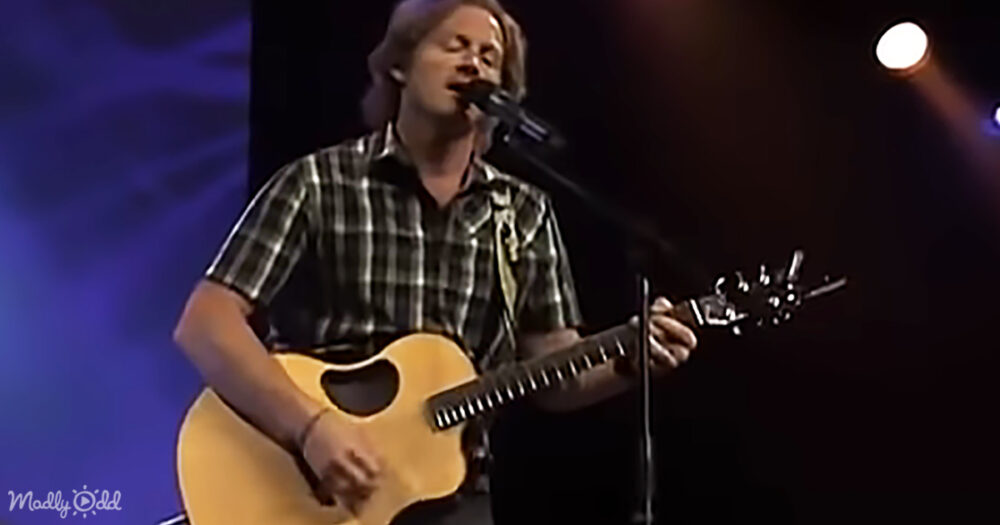 Comedy guitarist has parents rolling on the floor with his incredibly ...