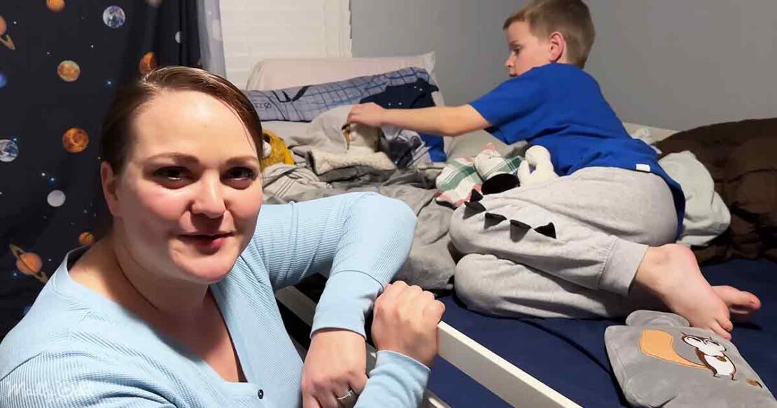 Mom of three autistic children shares their busy bedtime routine ...