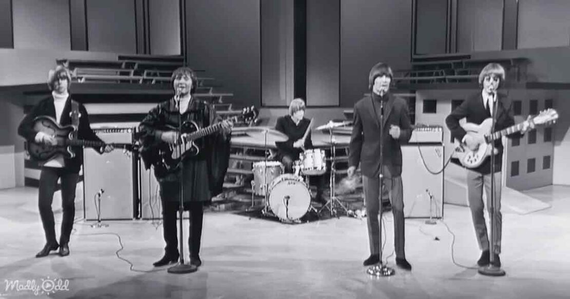 Inspiring New Generation with The Byrds’ ‘Turn! Turn! Turn!’ – Madly Odd!
