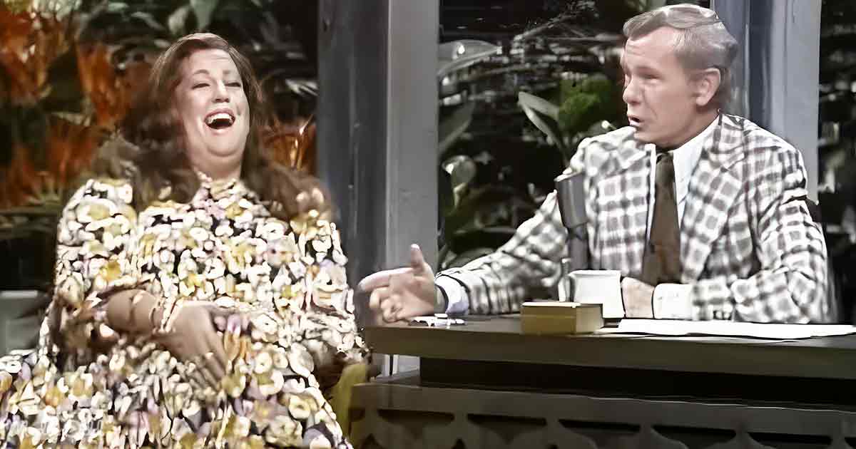 Cass Elliot’s surprising confessions on The Tonight Show 1974 – Madly Odd!