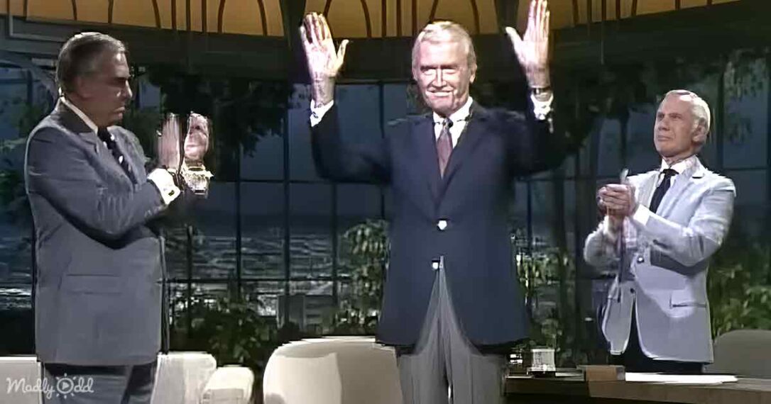 Feel the love as Jimmy Stewart joins Johnny Carson on The Tonight Show ...