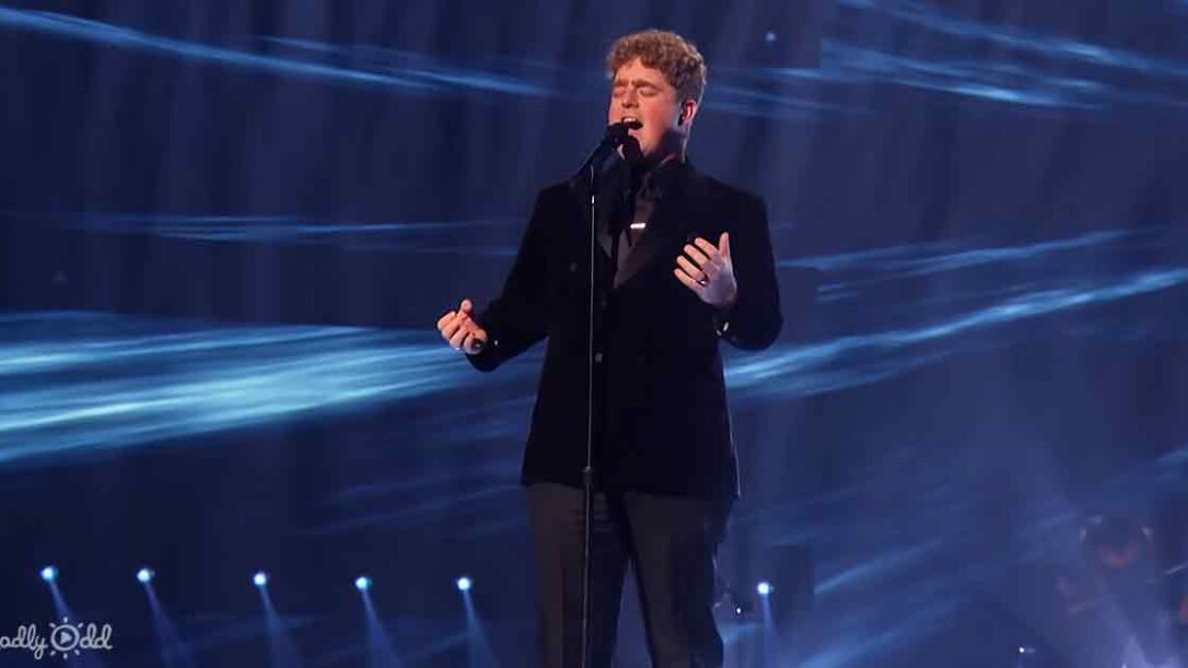 Metal singer covers ‘My Heart Will Go On’ in epic performance – Madly Odd!