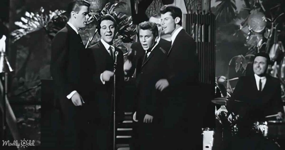 The Dovells’ ‘Bristol Stomp’ Brings You Back to 1961
