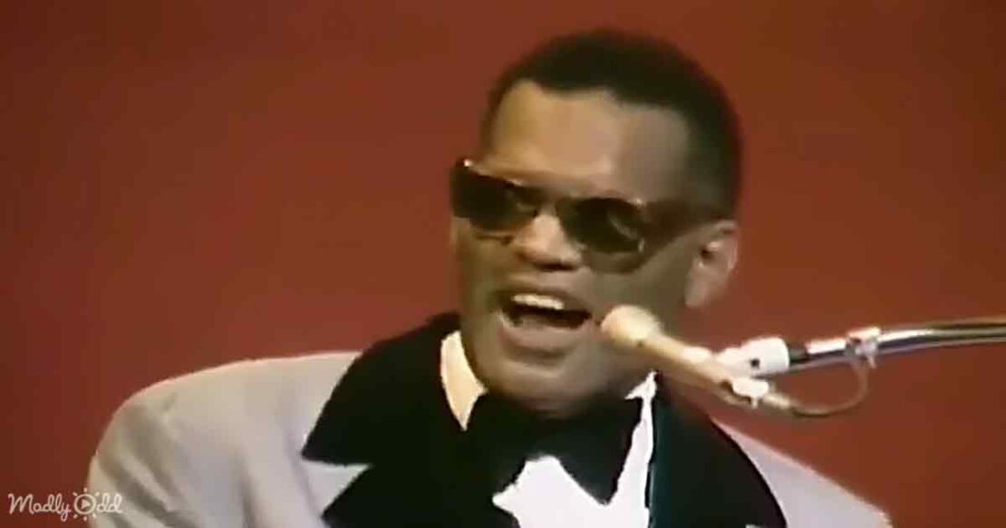 Ray Charles Performs “I Can’t Stop Loving You” Live in 1962 – Madly Odd!