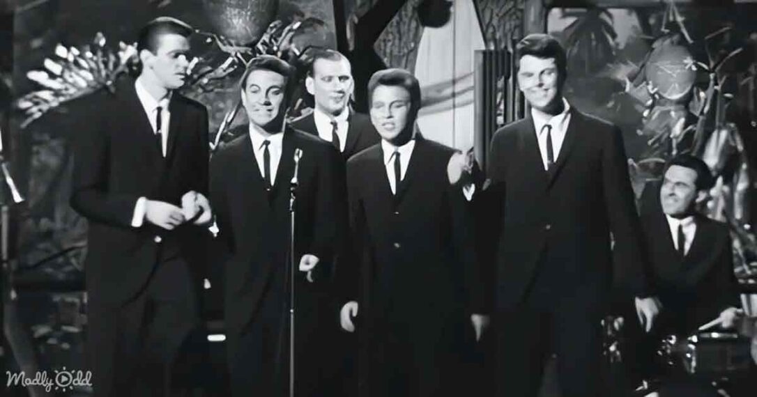 The Dovells’ ‘Bristol Stomp’ Brings You Back to 1961 – Madly Odd!