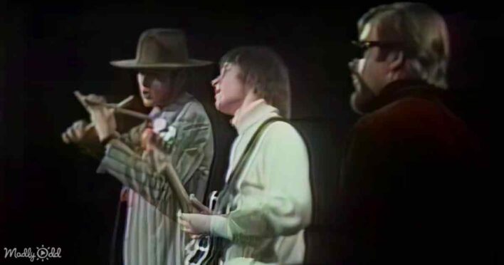 The Lemon Pipers’ Psychedelic Classic 1967 “Green Tambourine” – Madly Odd!