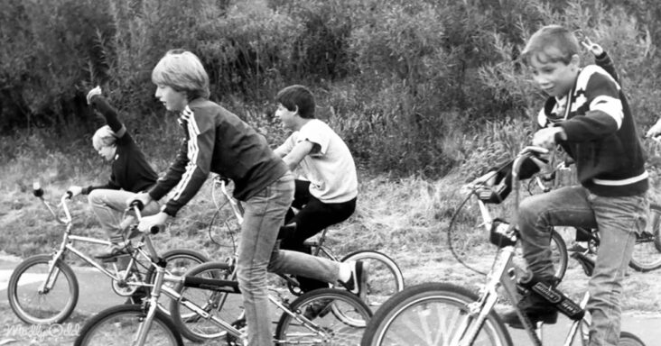 Reminisce the Unforgettable Adventures of Summer in the 1980s – Madly Odd!