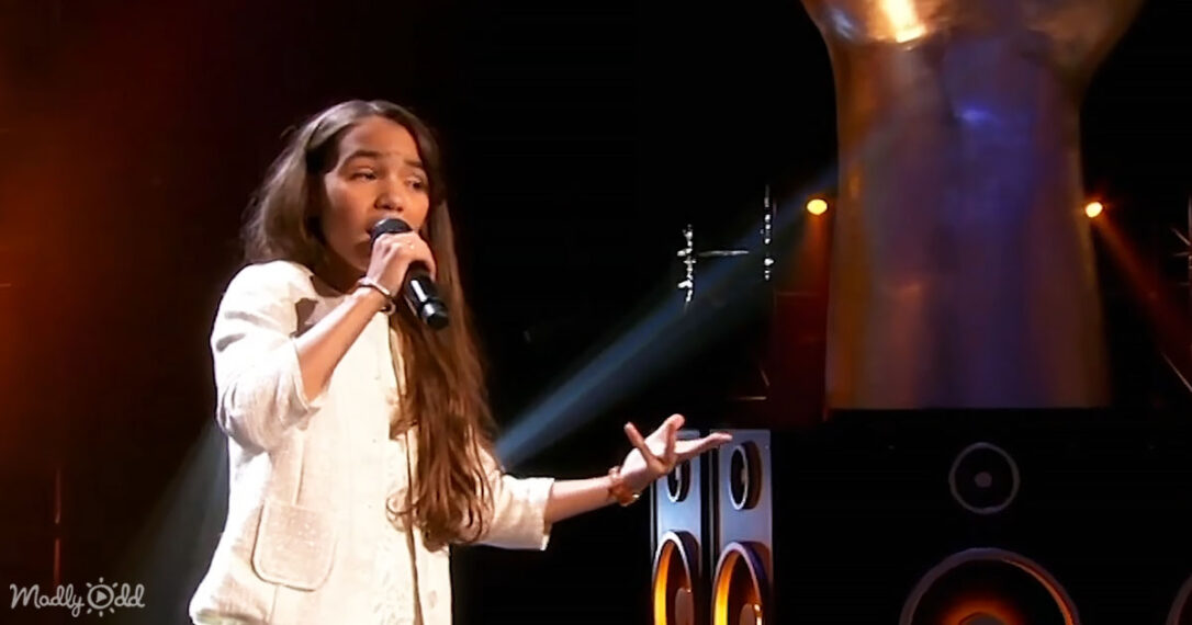 Judges stunned by girl’s perfect rendition of 80-year-old song – Madly Odd!