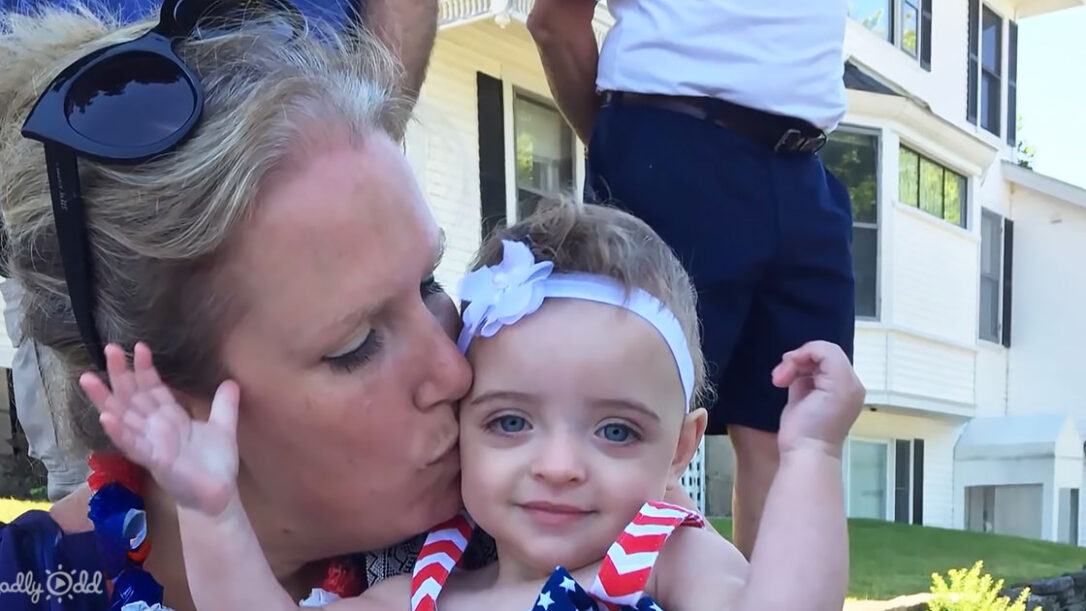 Peter Hollens and Tim Foust are brothers in harmony singing Billy Joel ...