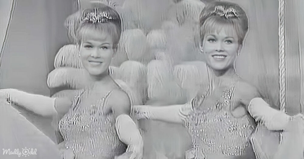 The Kessler Twins Wow Ed Sullivan’s Show with ‘On How To Be Lovely’ in ...
