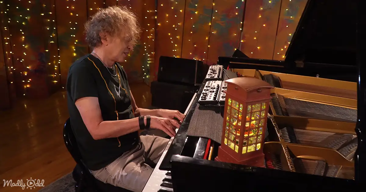 Peter Manning Robinson’s artful spin on ‘God Rest Ye Merry Gentlemen’