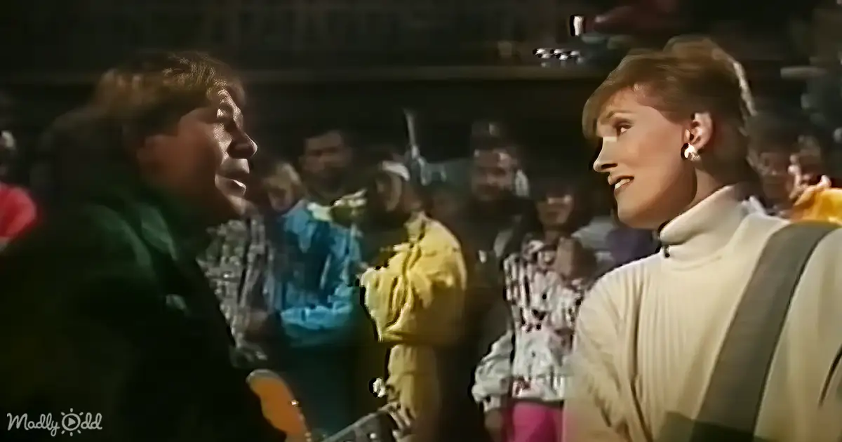 Julie Andrews and John Denver Double Joy in ‘The Sound of Christmas’ 1987